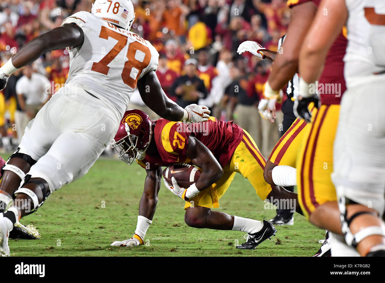Los Angeles, CA, USA. 16th Sep, 2017. USC Trojans cornerback Ajene ...