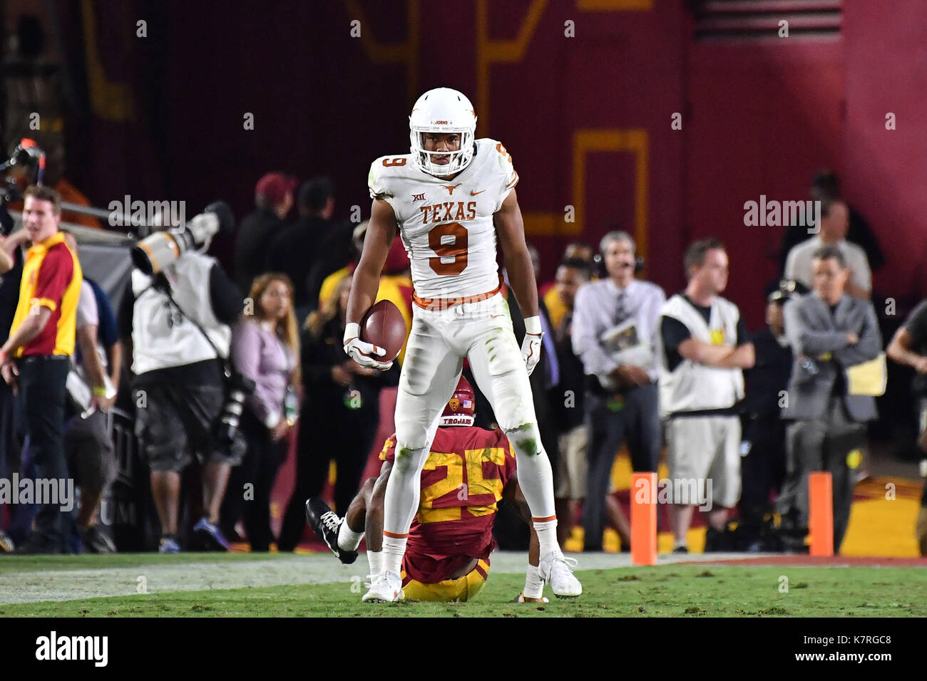 Los Angeles, CA, USA. 16th Sep, 2017. Texas Longhorns wide receiver ...