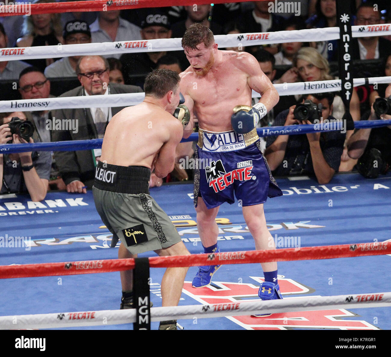 Las Vegas, Nevada, USA. 16th Sep, 2017. Boxers Canelo Alvarez and ...