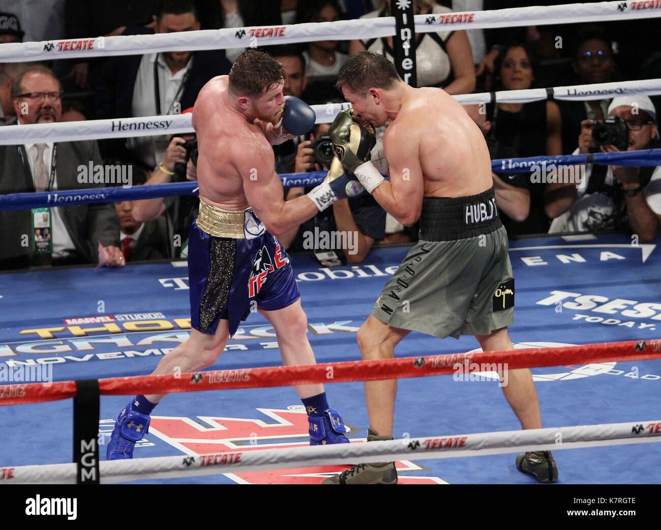 Alvarez golovkin draw hi-res stock photography and images - Alamy