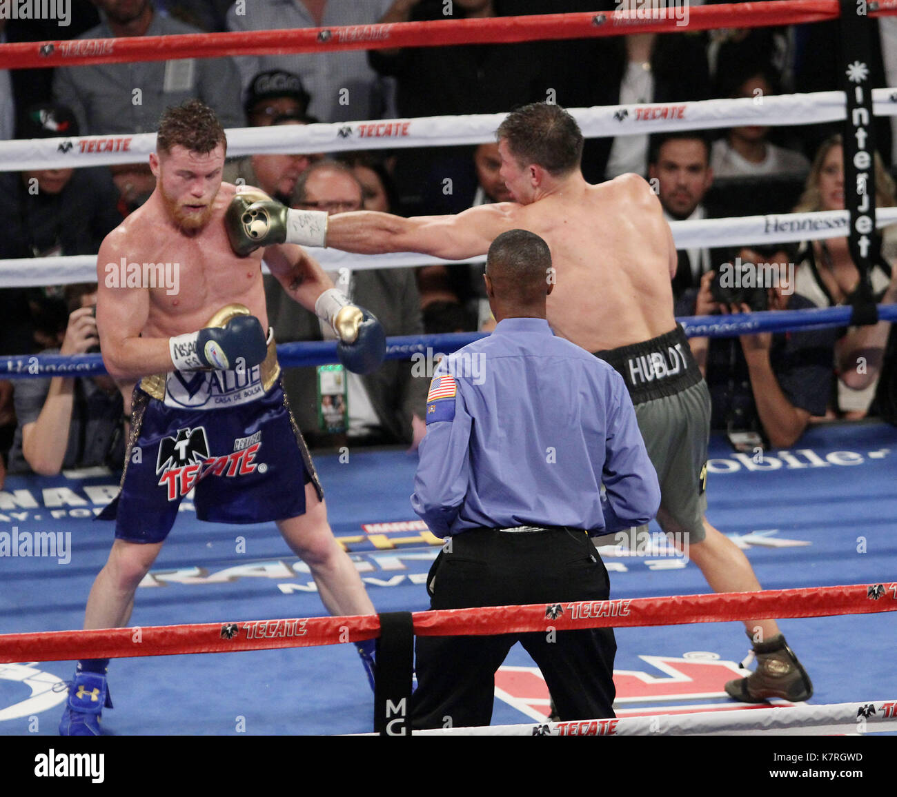 Las Vegas, Nevada, USA. 16th Sep, 2017. Boxers Canelo Alvarez and ...