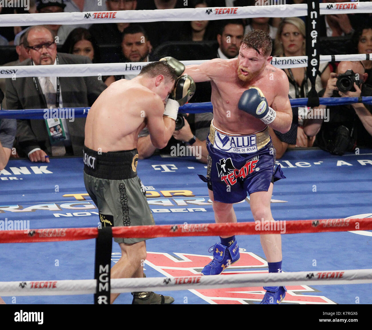Las Vegas, Nevada, USA. 16th Sep, 2017. Boxers Canelo Alvarez and ...