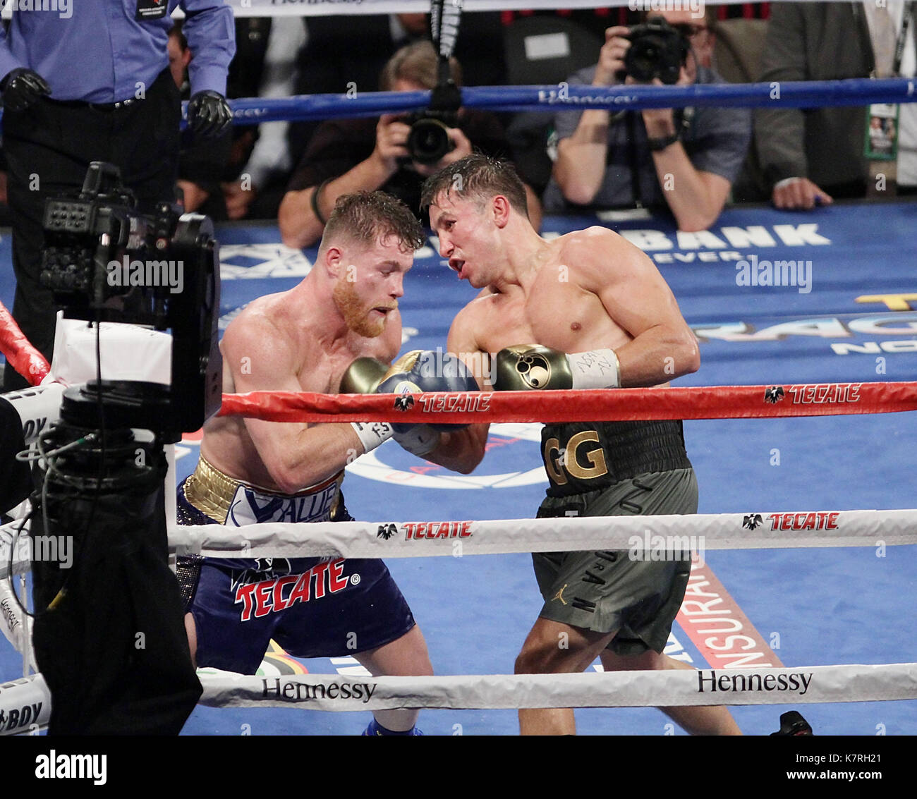 Las Vegas, Nevada, USA. 16th Sep, 2017. Boxers Canelo Alvarez and ...