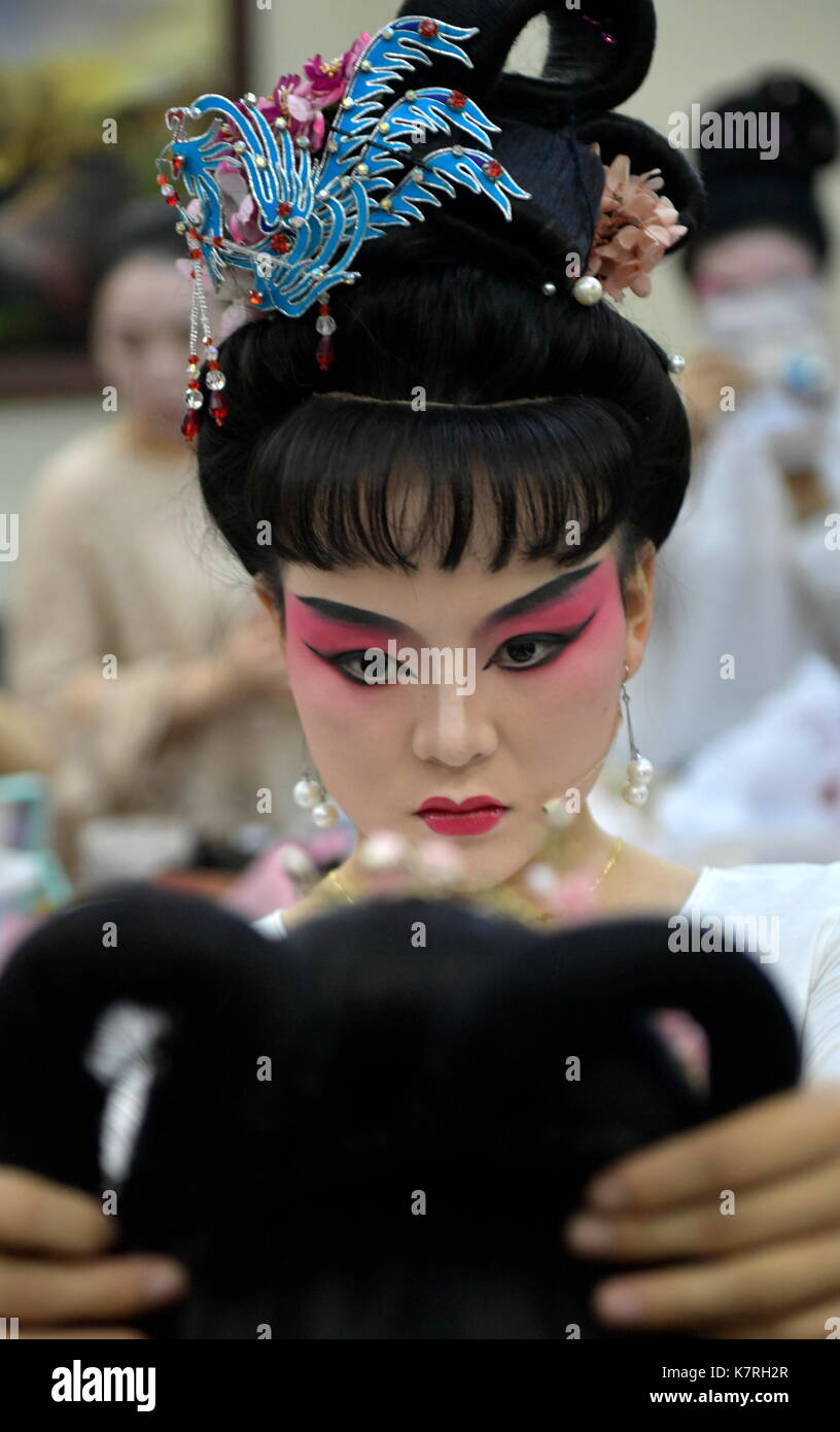 Flower drum song hi-res stock photography and images - Alamy