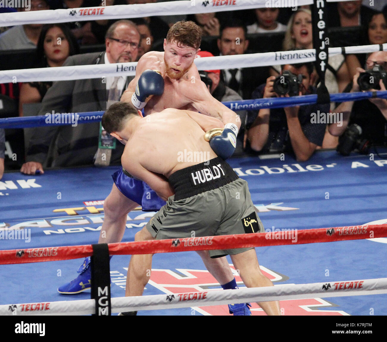 Alvarez golovkin 2017 draw hi-res stock photography and images - Alamy