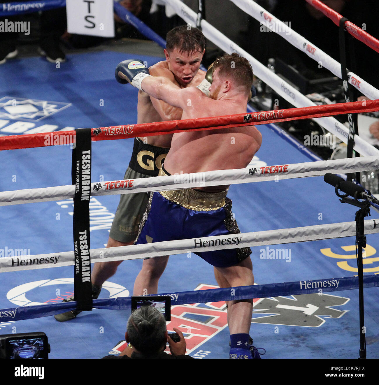 Las Vegas, Nevada, USA. 17th Sep, 2017. Boxers Canelo Alvarez and ...