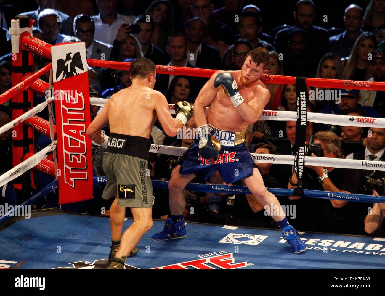 Las Vegas, NV, USA. 16th Sep, 2017. Gennady Golovkin and Canelo Alvarez ...