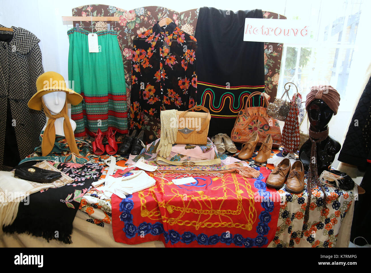 Victorian london street traders hi-res stock photography and images - Alamy