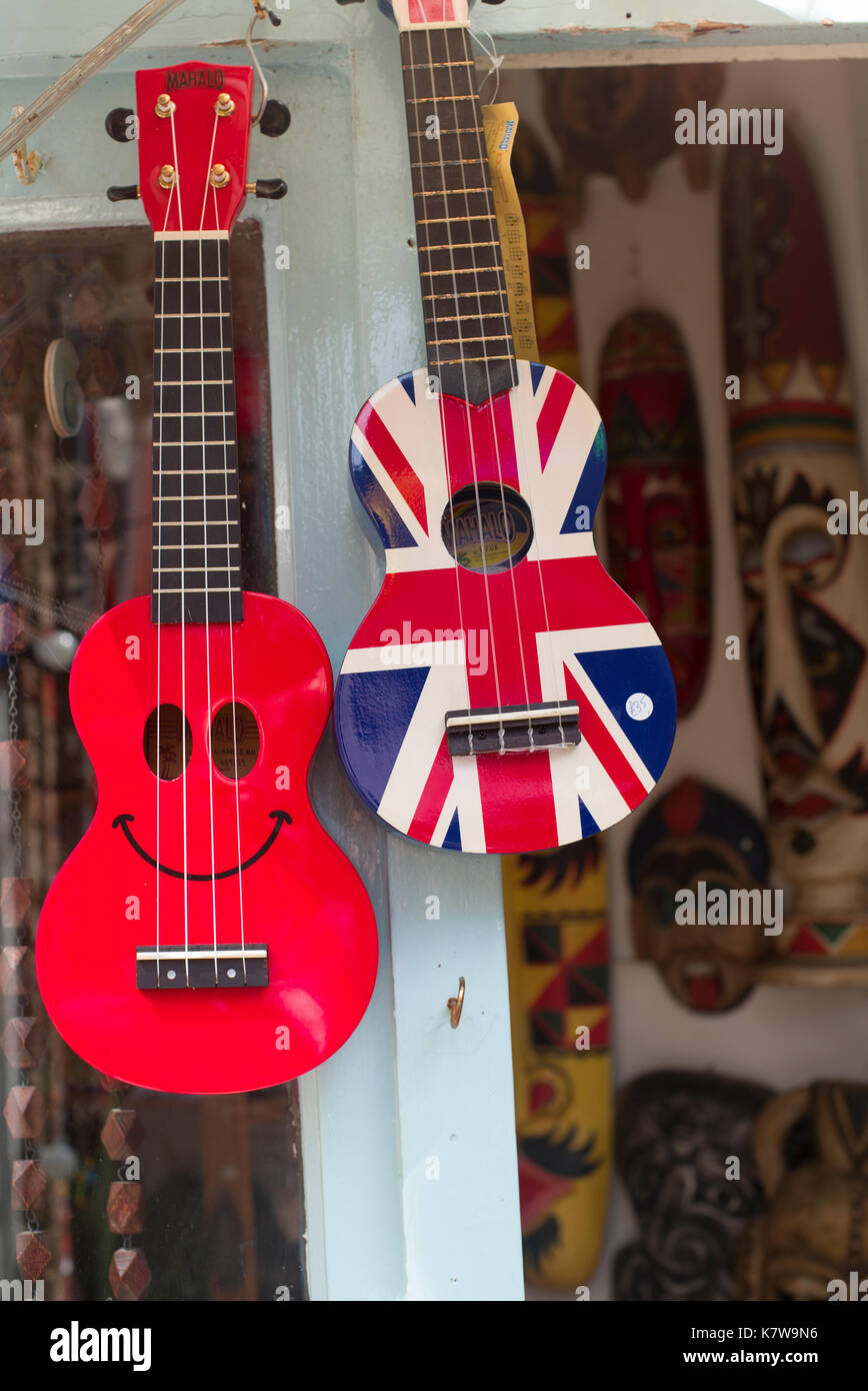 Guitar Shop In Hastings Stock Photo Alamy guitar-shop-in-hastings-stock-photo-alamy
