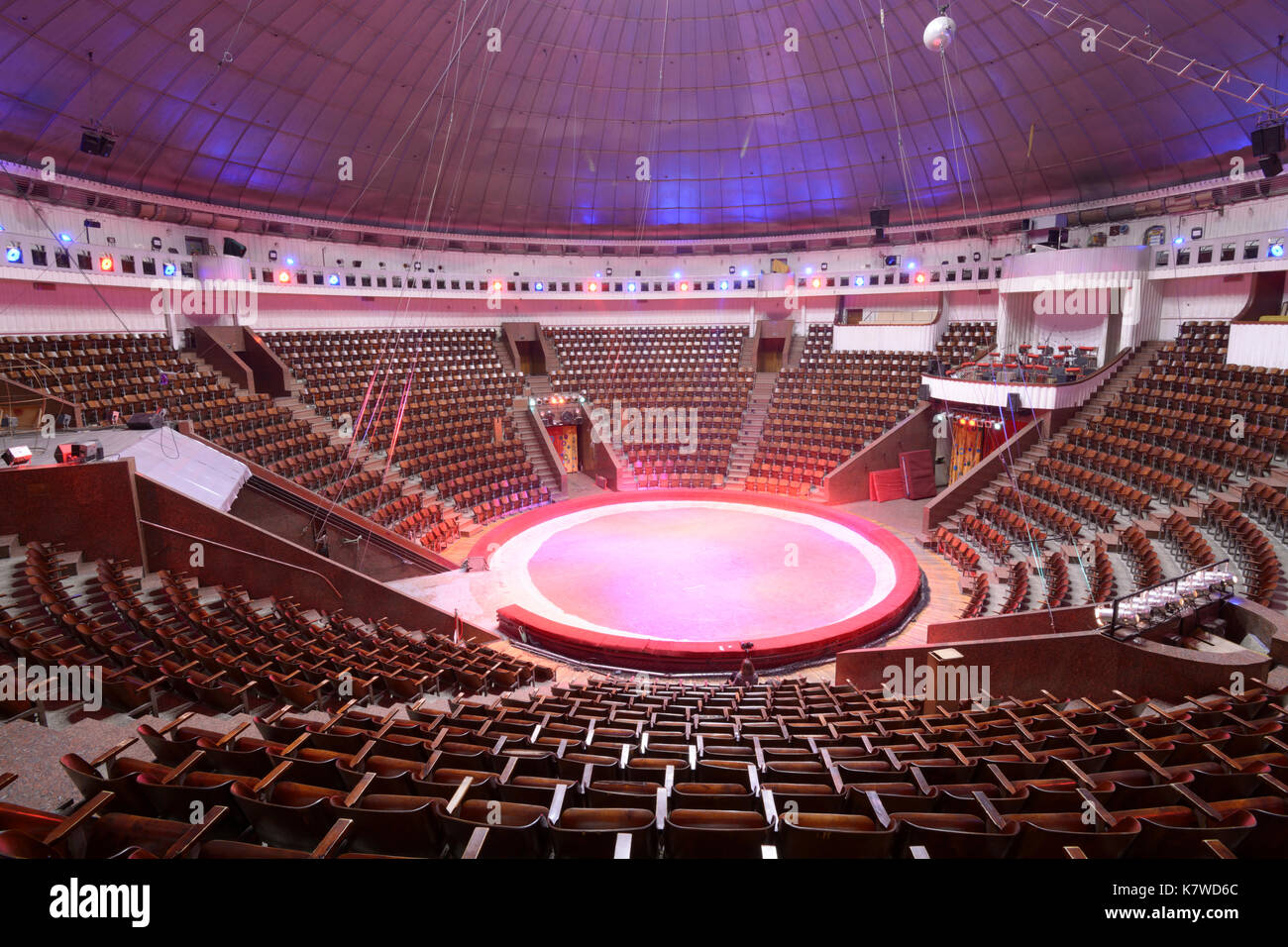 National circus ukraine hi-res stock photography and images - Alamy