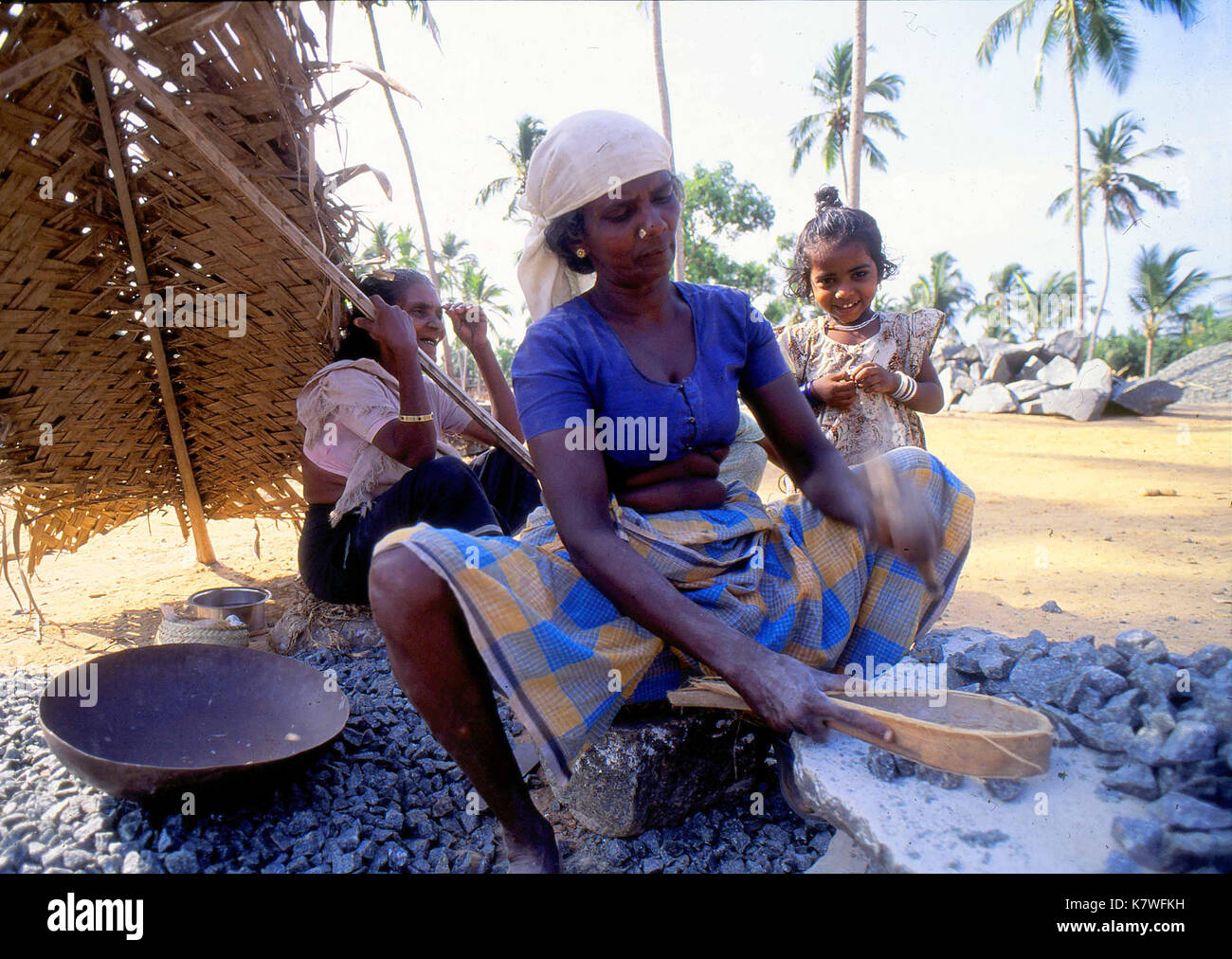 poor Indian people working Stock Photo - Alamy