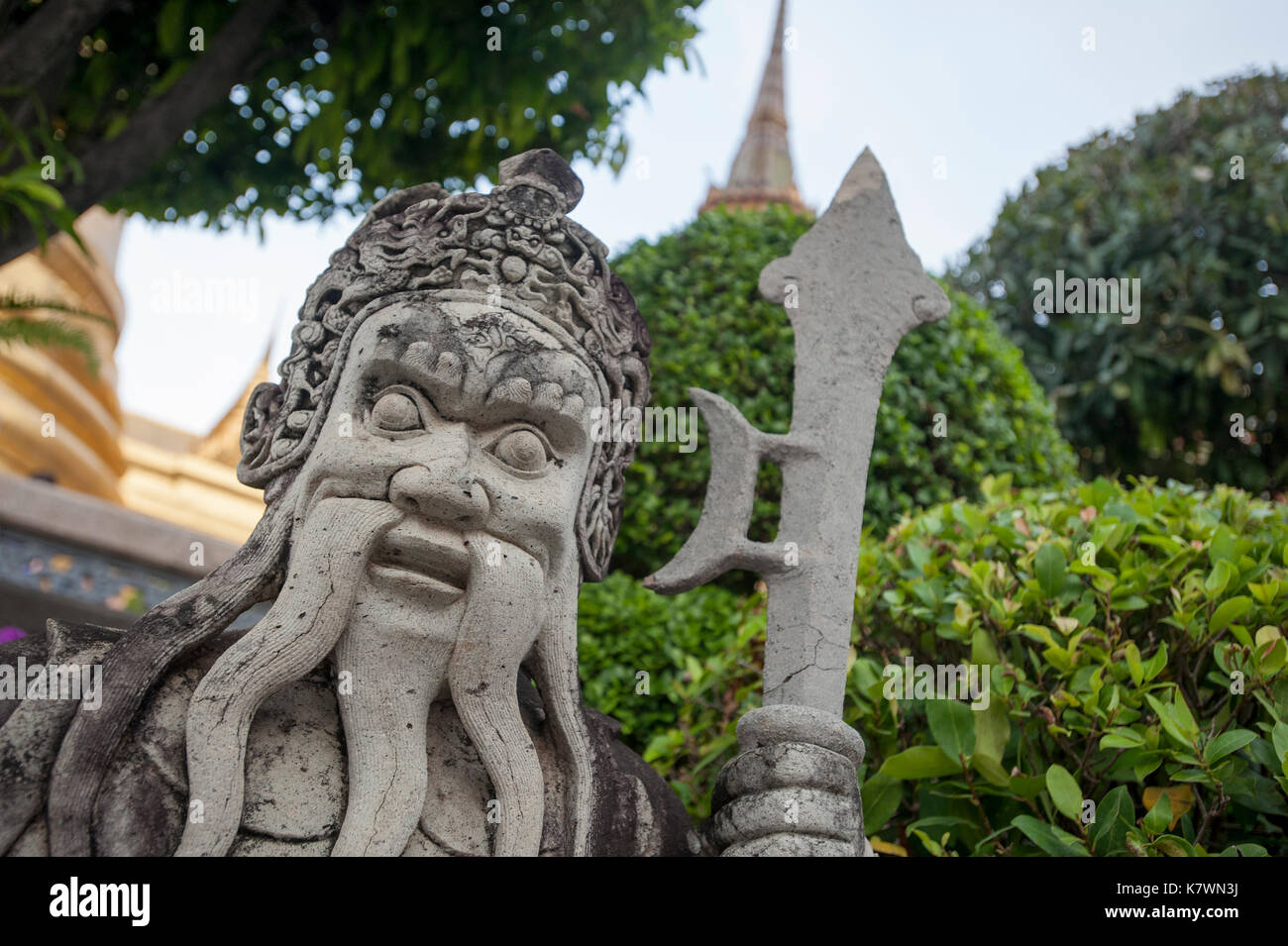 Chinese guardian statues hi-res stock photography and images - Alamy