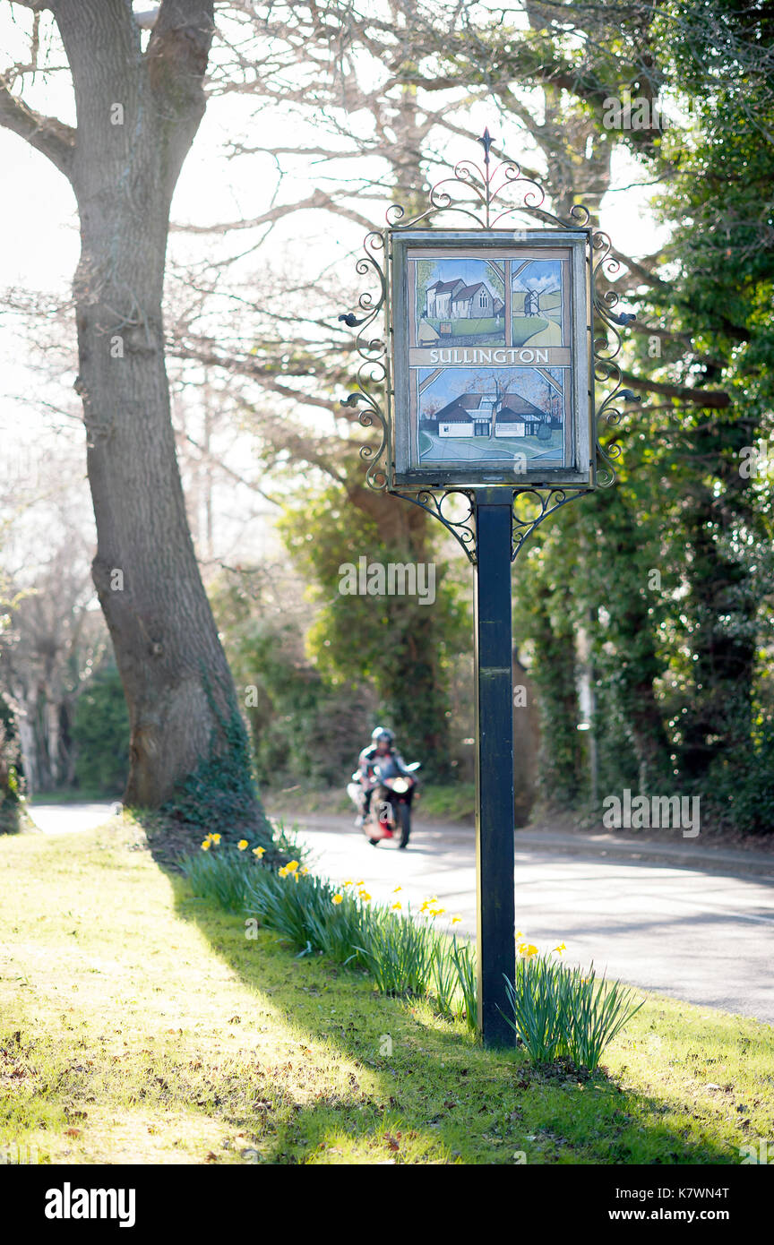 Decorative village sign hi-res stock photography and images - Alamy