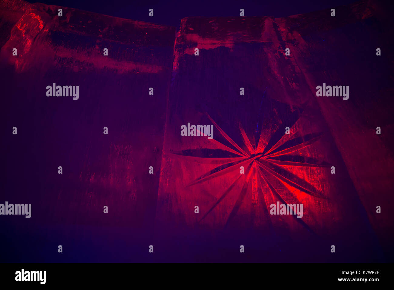 Ice Carving patterns Stock Photo - Alamy