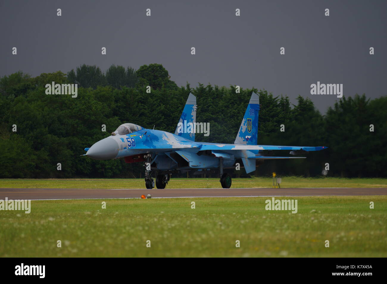 Sukhoi su27 flanker hi-res stock photography and images - Alamy