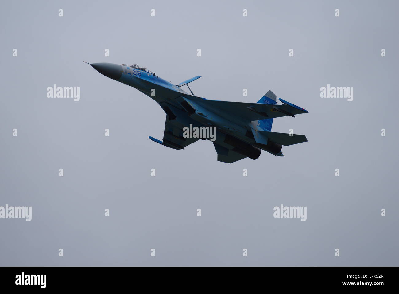 Sukhoi SU 27 Stock Photo - Alamy