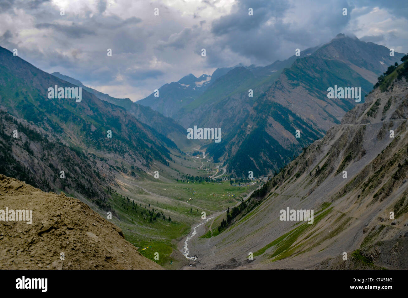 Ladakh green valley hi-res stock photography and images - Alamy