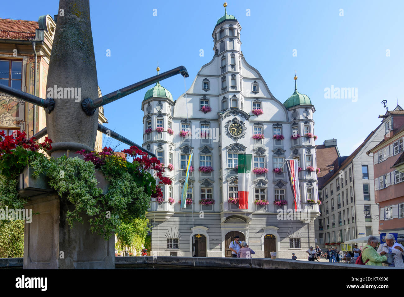 fountain in front of Rathaus (Town Hall), Memmingen, Schwaben, Swabia ...