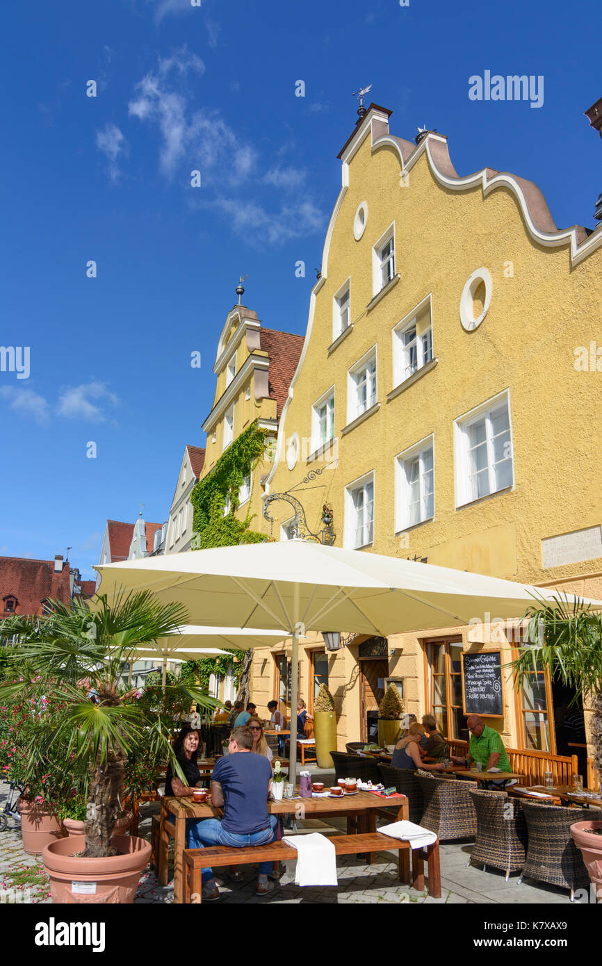 Market square weinmarkt hi-res stock photography and images - Alamy