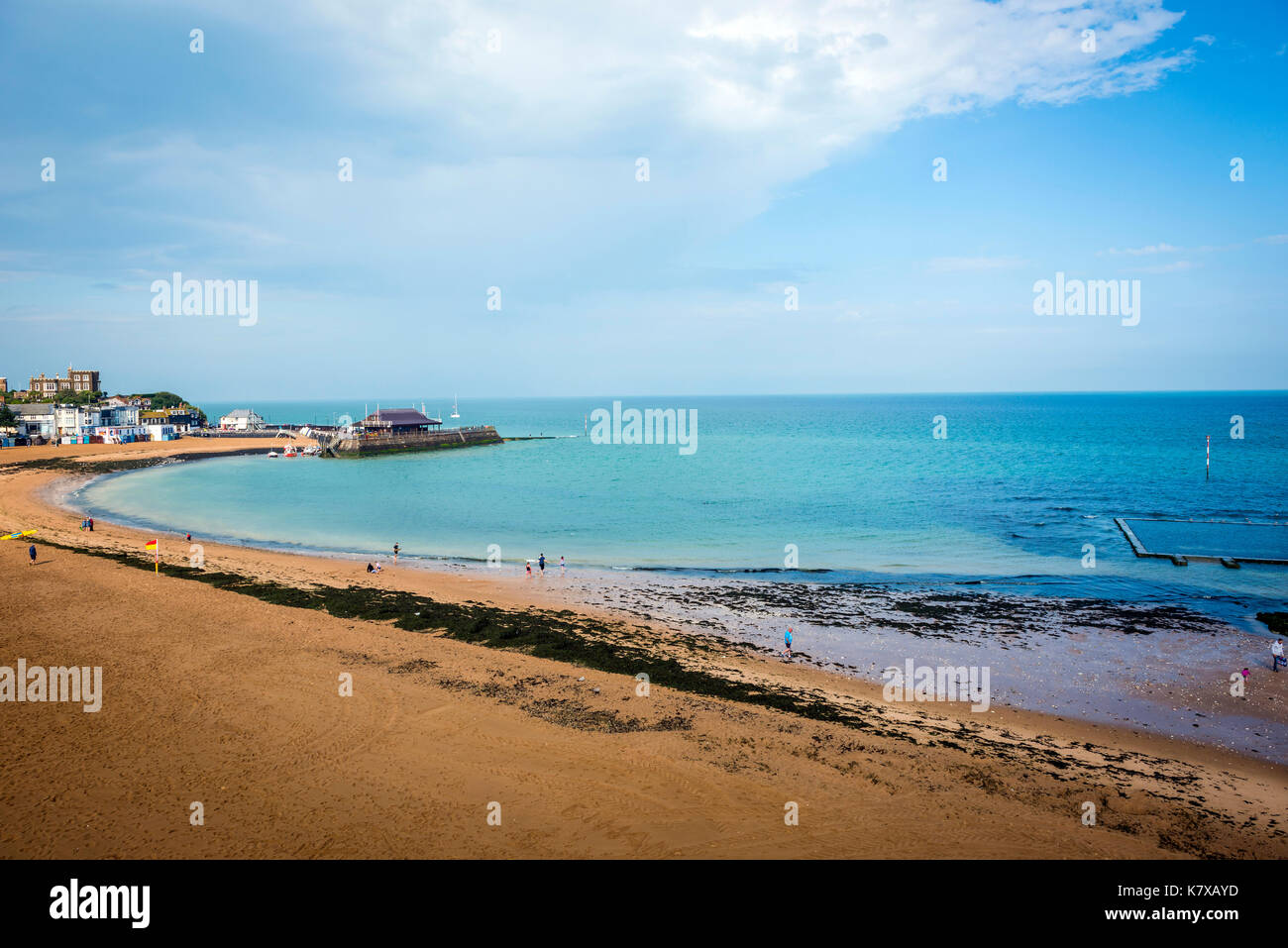 Broadstairs beach hi-res stock photography and images - Alamy