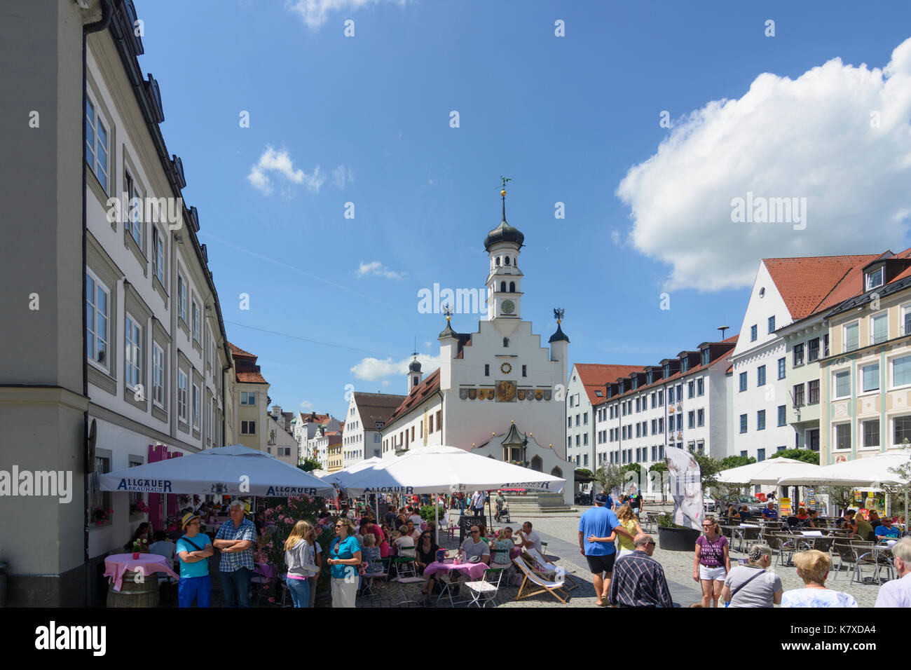 square Rathausplatz, Rathaus (Town Hall), Kempten (Allgäu), Schwaben ...