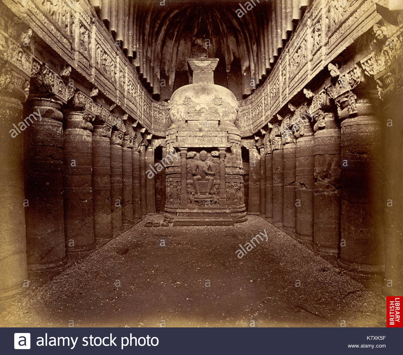 Buddhist Chaitya Hall Stock Photos & Buddhist Chaitya Hall Stock Images ...