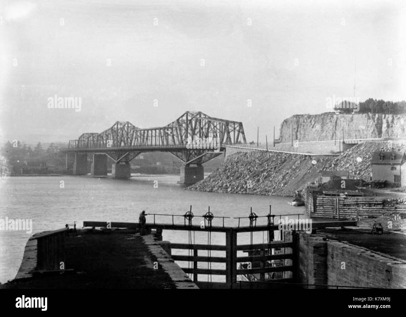 Interprovincial line hi-res stock photography and images - Alamy