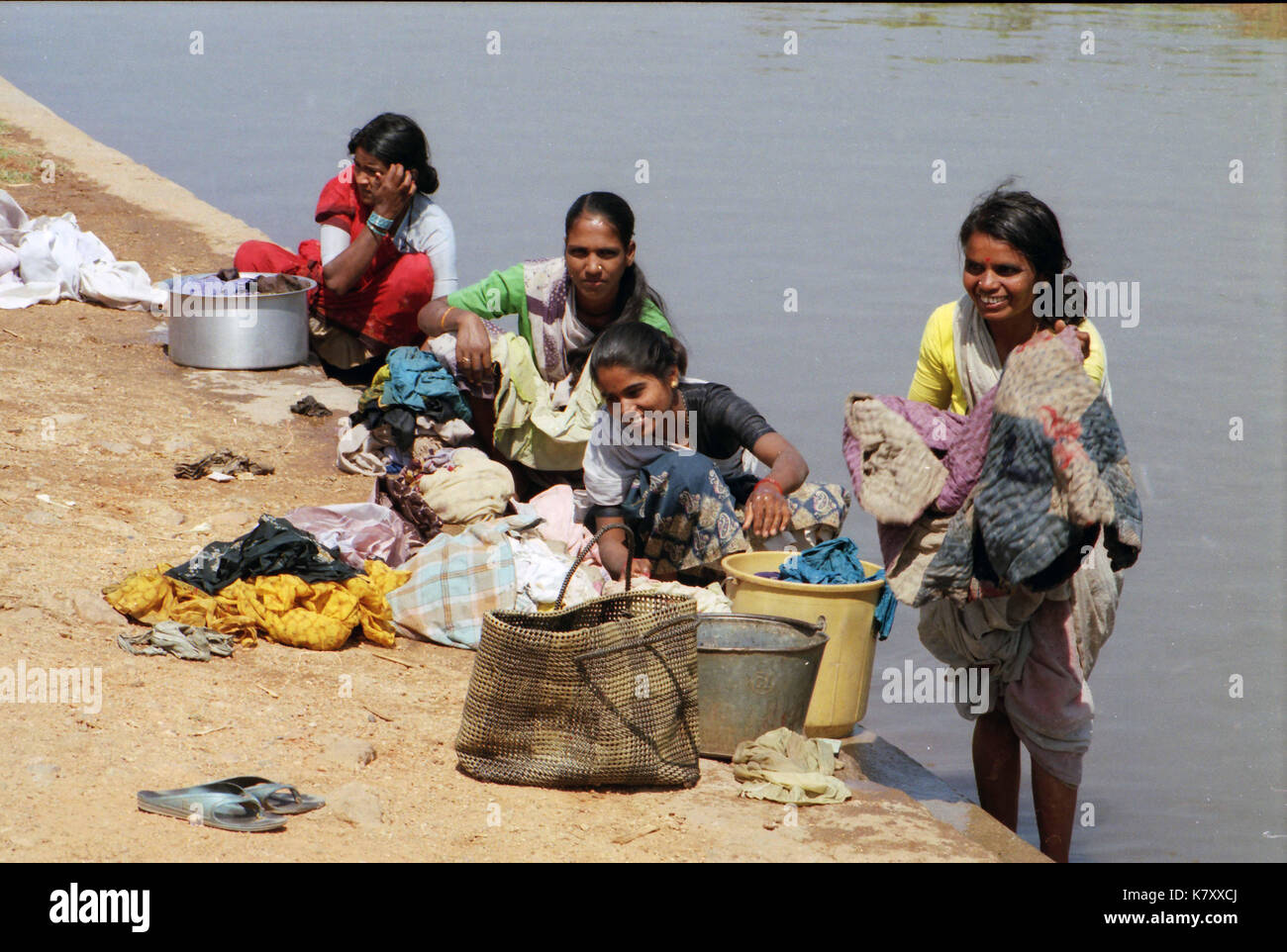 Indian women labour hi-res stock photography and images - Alamy