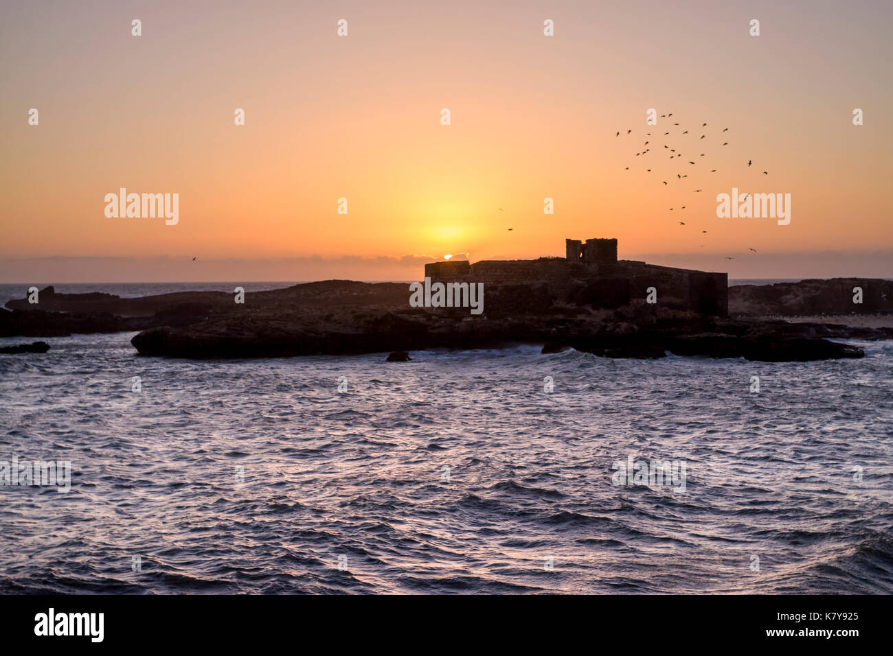 Romantic twilight on atlantic ocean by morocco coastline. Essaouira ...