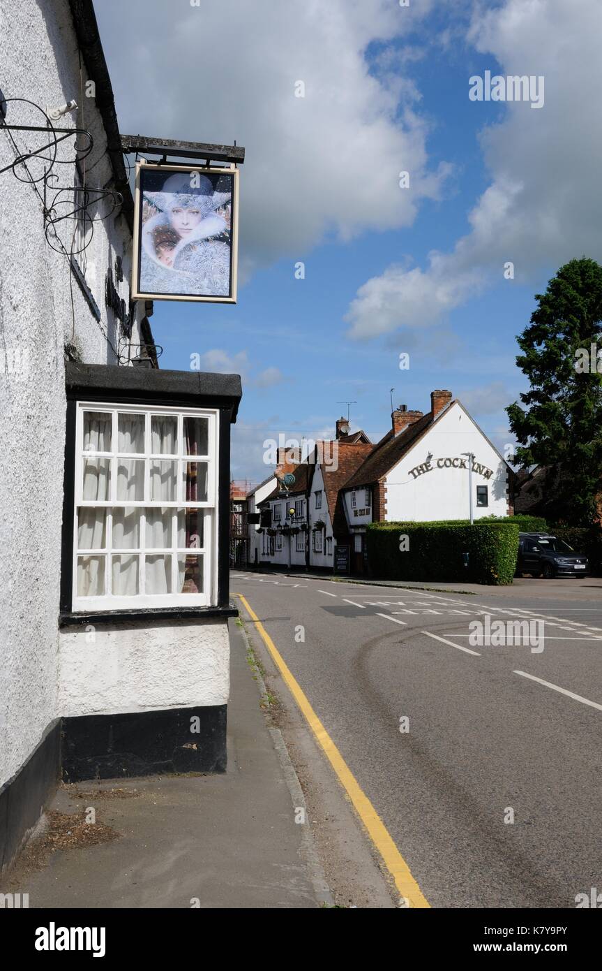 The Queens Head and The Cock Inn, Wing, Buckinghamshire Stock Photo - Alamy