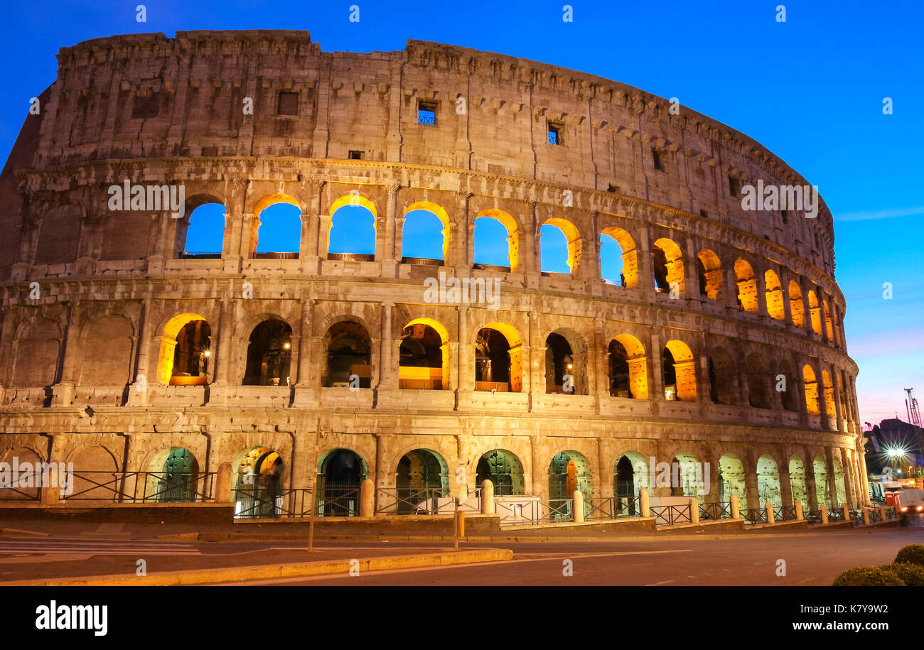 Colliseum hi-res stock photography and images - Alamy