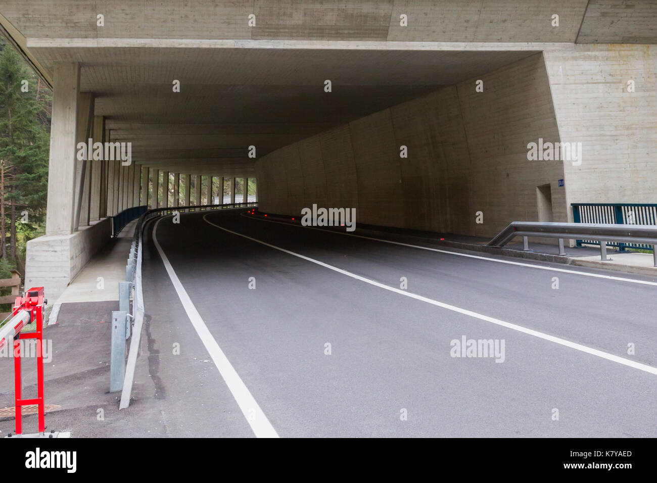 Alpine pathway in southern Austria - Nauders, Tirol Stock Photo - Alamy