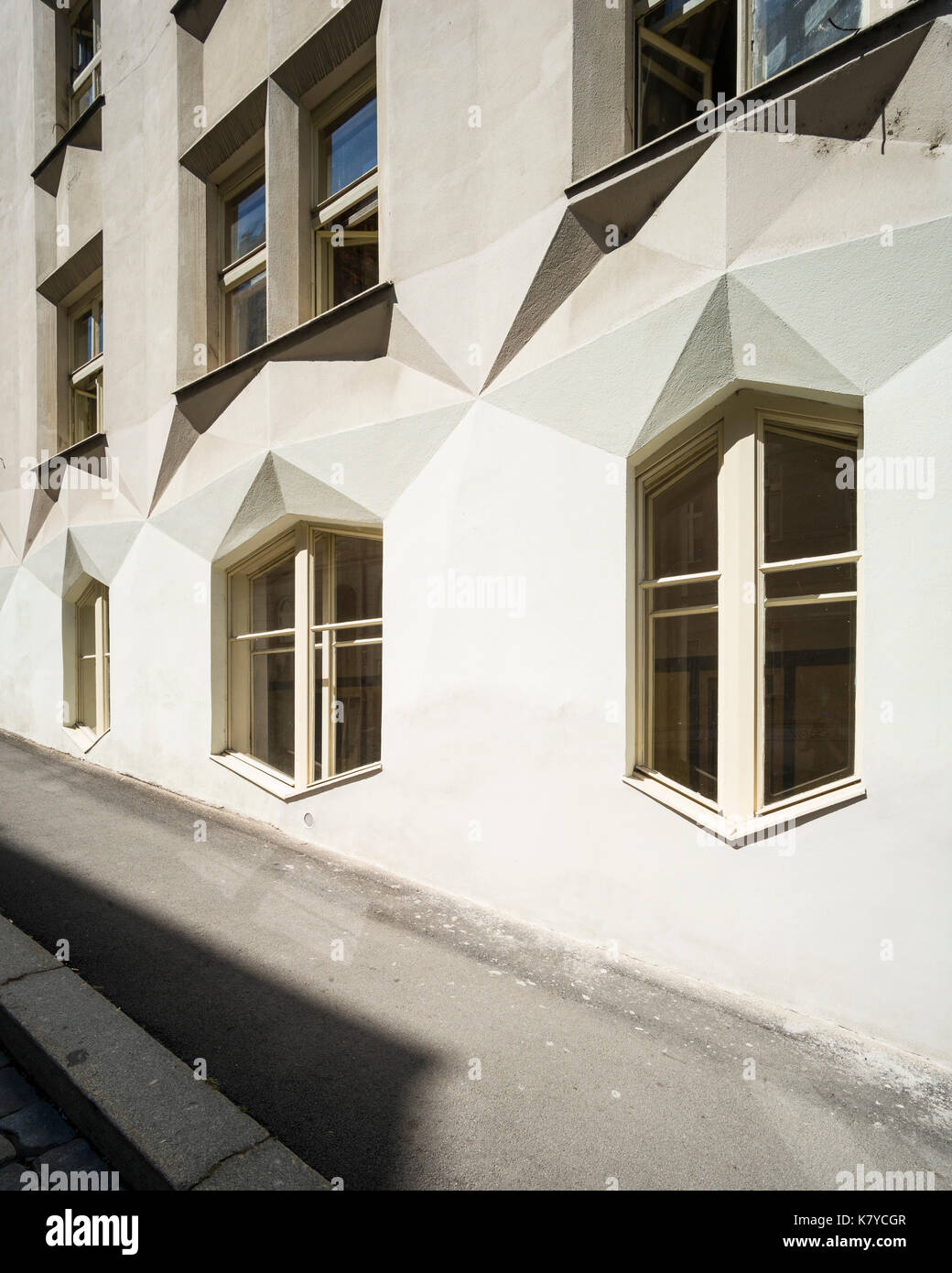 Prague. Czech Republic. Hodkuv cinžovní dum, Cubist apartment building ...