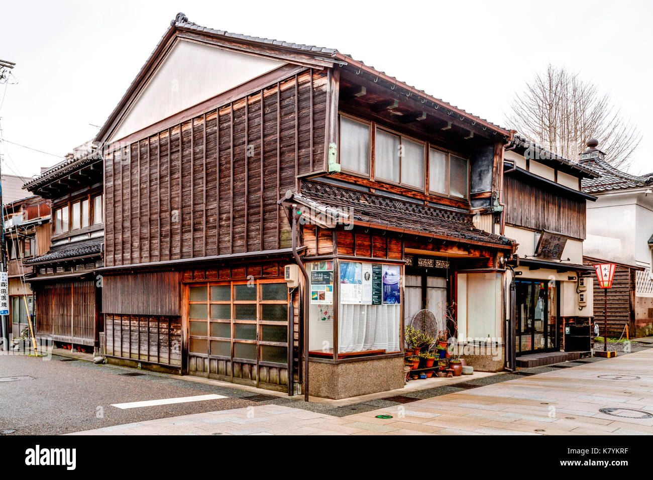 Higashi Chaya popular tourist district of Kanazawa, Japan. Traditional ...