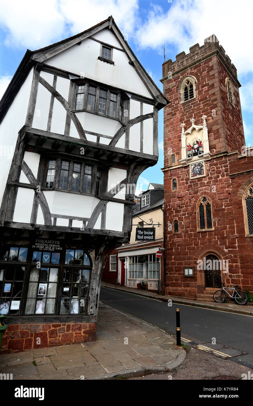 The historic 16th Century Tudor House known as The House That Moved in ...