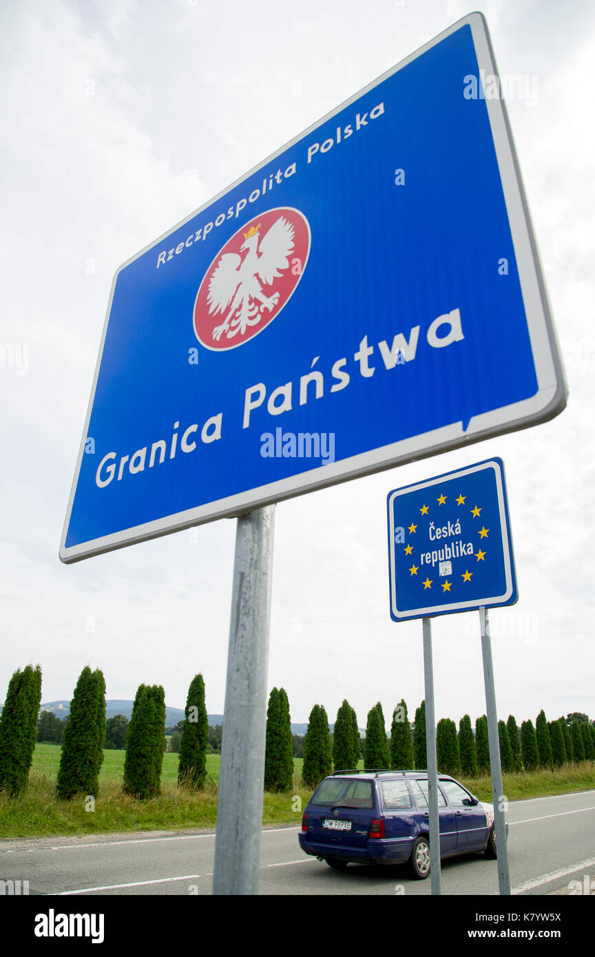 Border sign poland czech republic hi-res stock photography and images ...