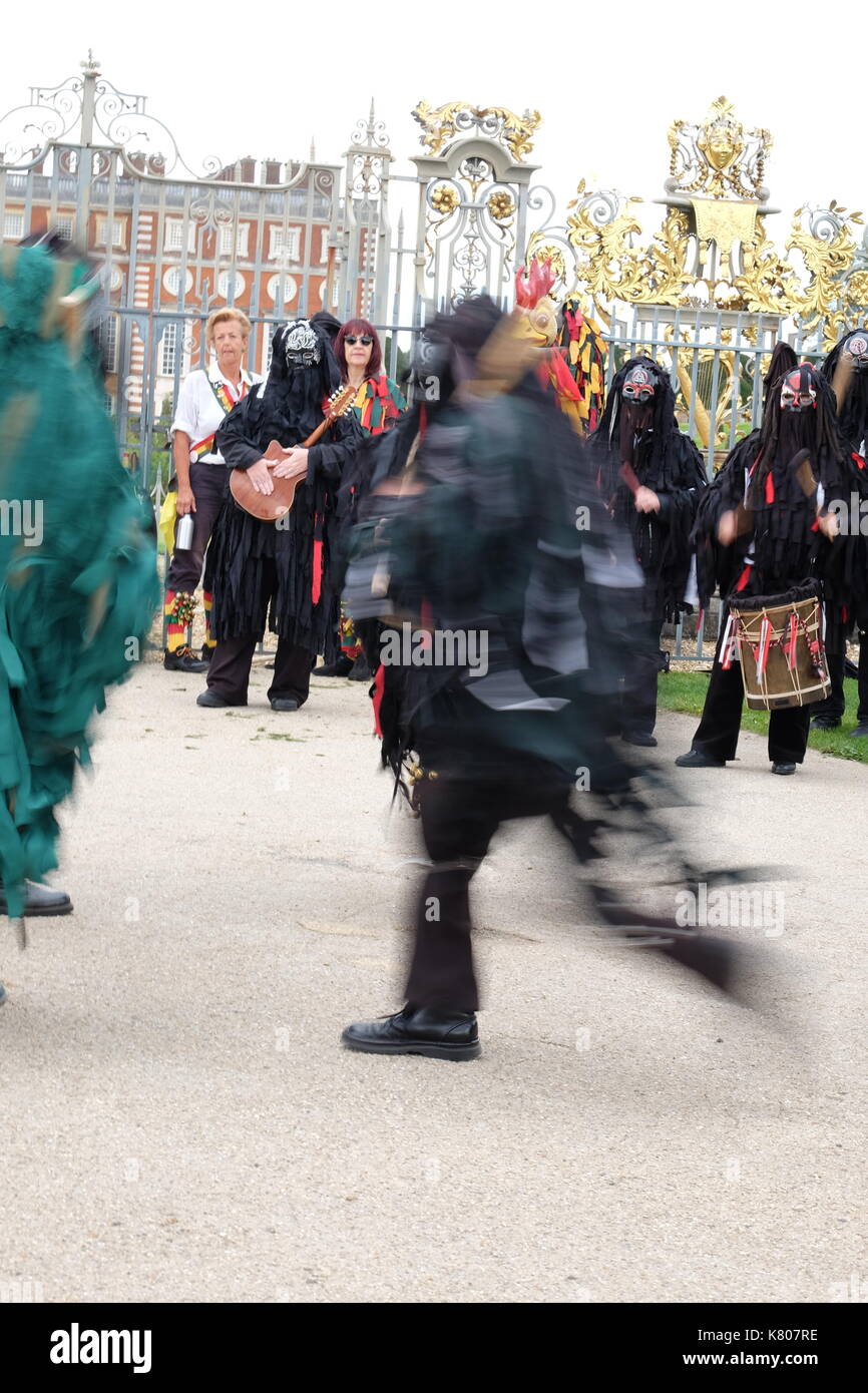 traditional morris dancer Stock Photo - Alamy