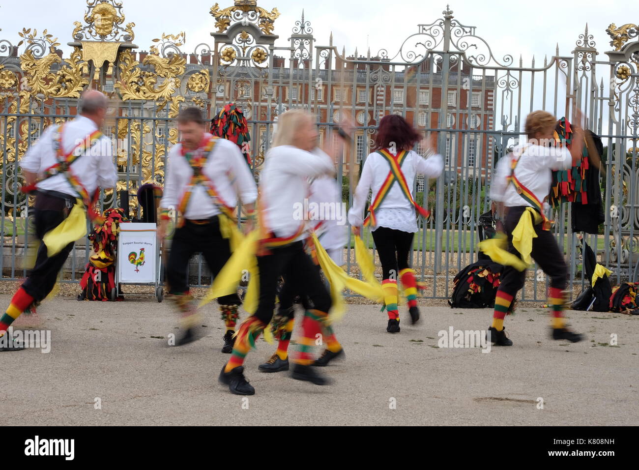 traditional morris dancer Stock Photo - Alamy