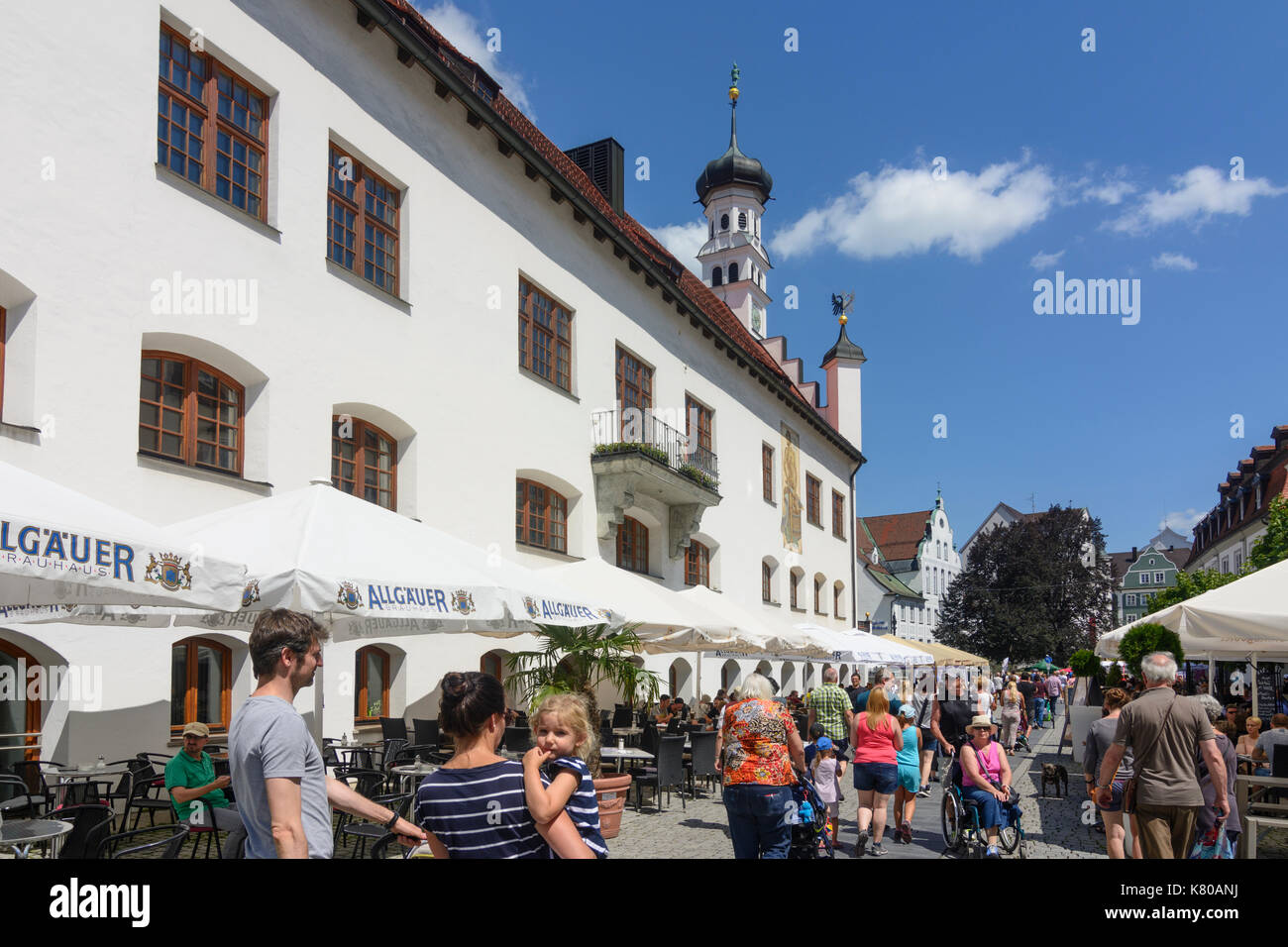 square Rathausplatz, Rathaus (Town Hall), Kempten (Allgäu), Schwaben ...