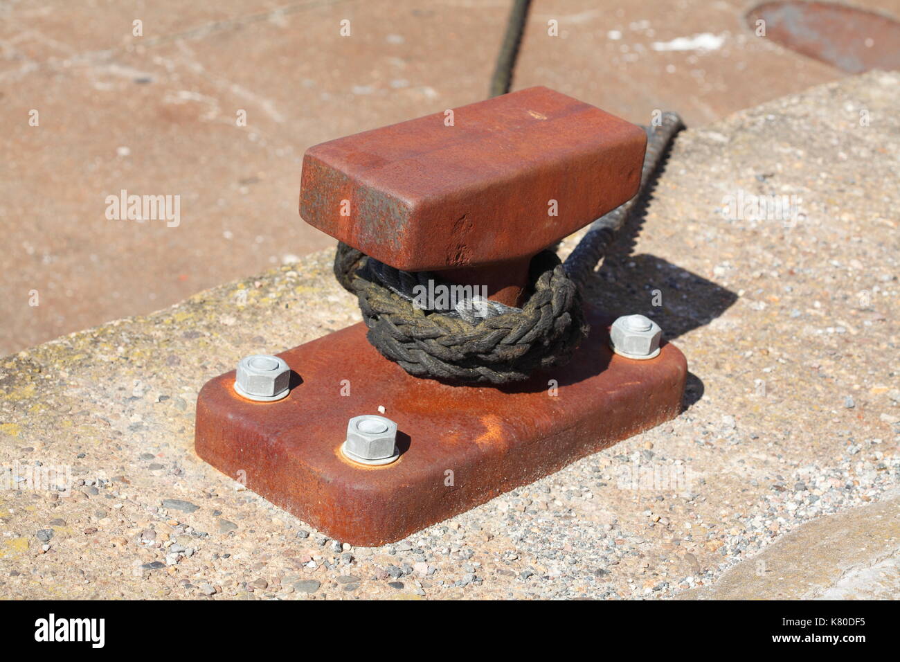 old rusty harbor pile Stock Photo - Alamy