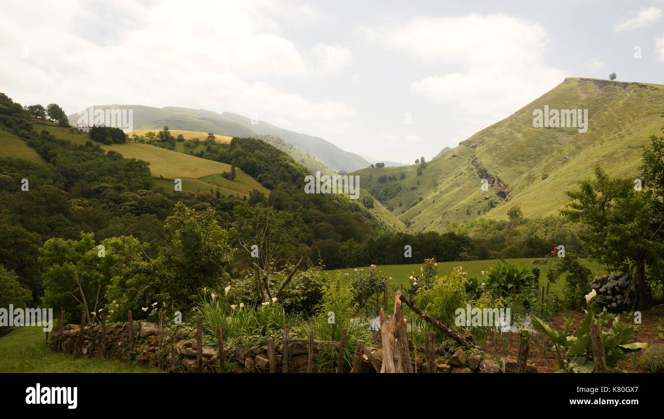 Sare, france hi-res stock photography and images - Alamy