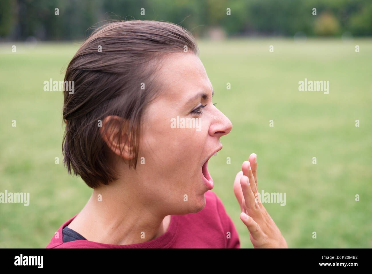 Yawn woman bored hi-res stock photography and images - Alamy