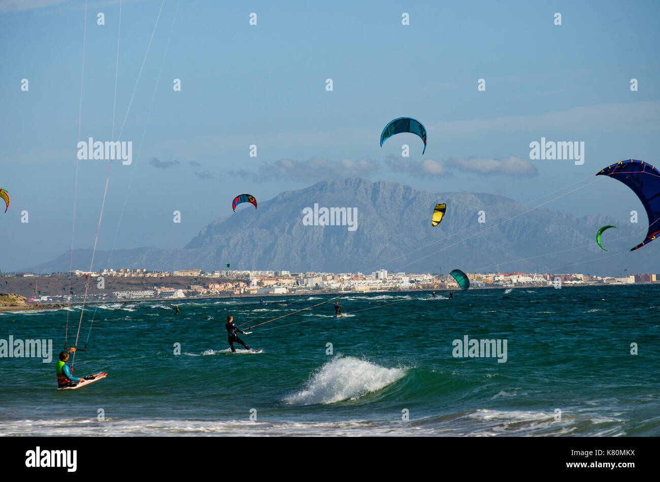 Spain kite surfers hi-res stock photography and images - Alamy