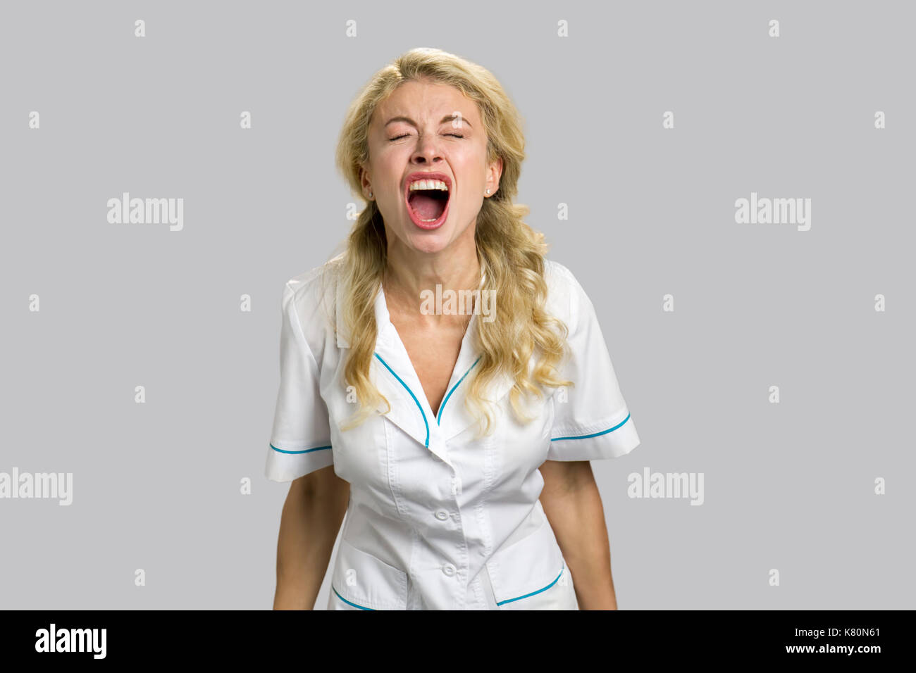 Screaming face hospital hi-res stock photography and images - Alamy