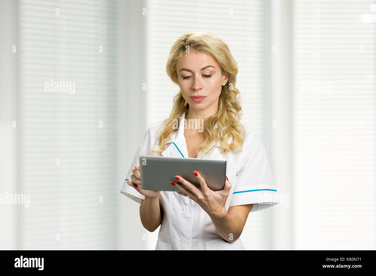 Young female surgeon using hi-res stock photography and images - Alamy