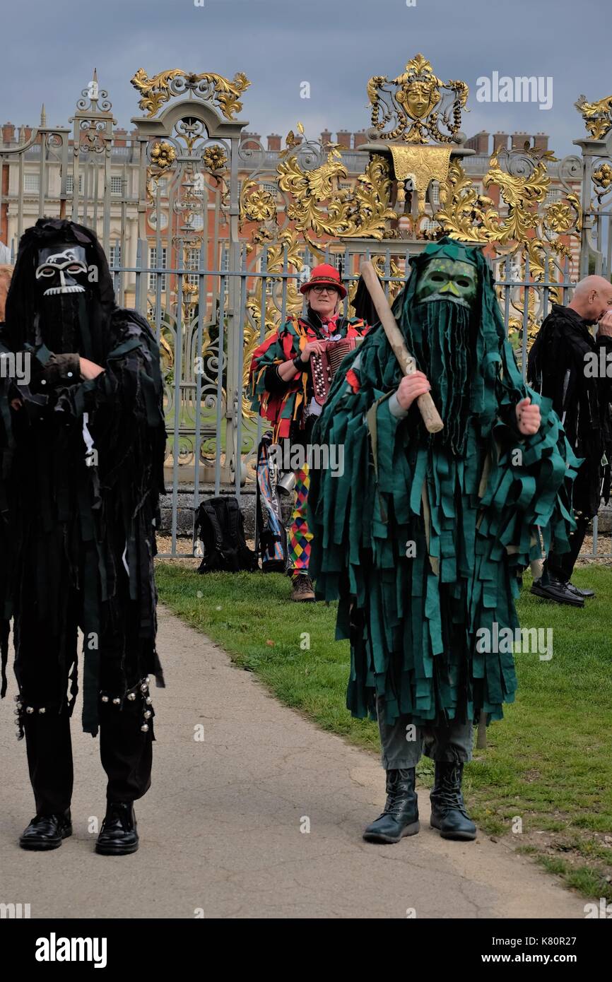 traditional morris Dancers Stock Photo - Alamy