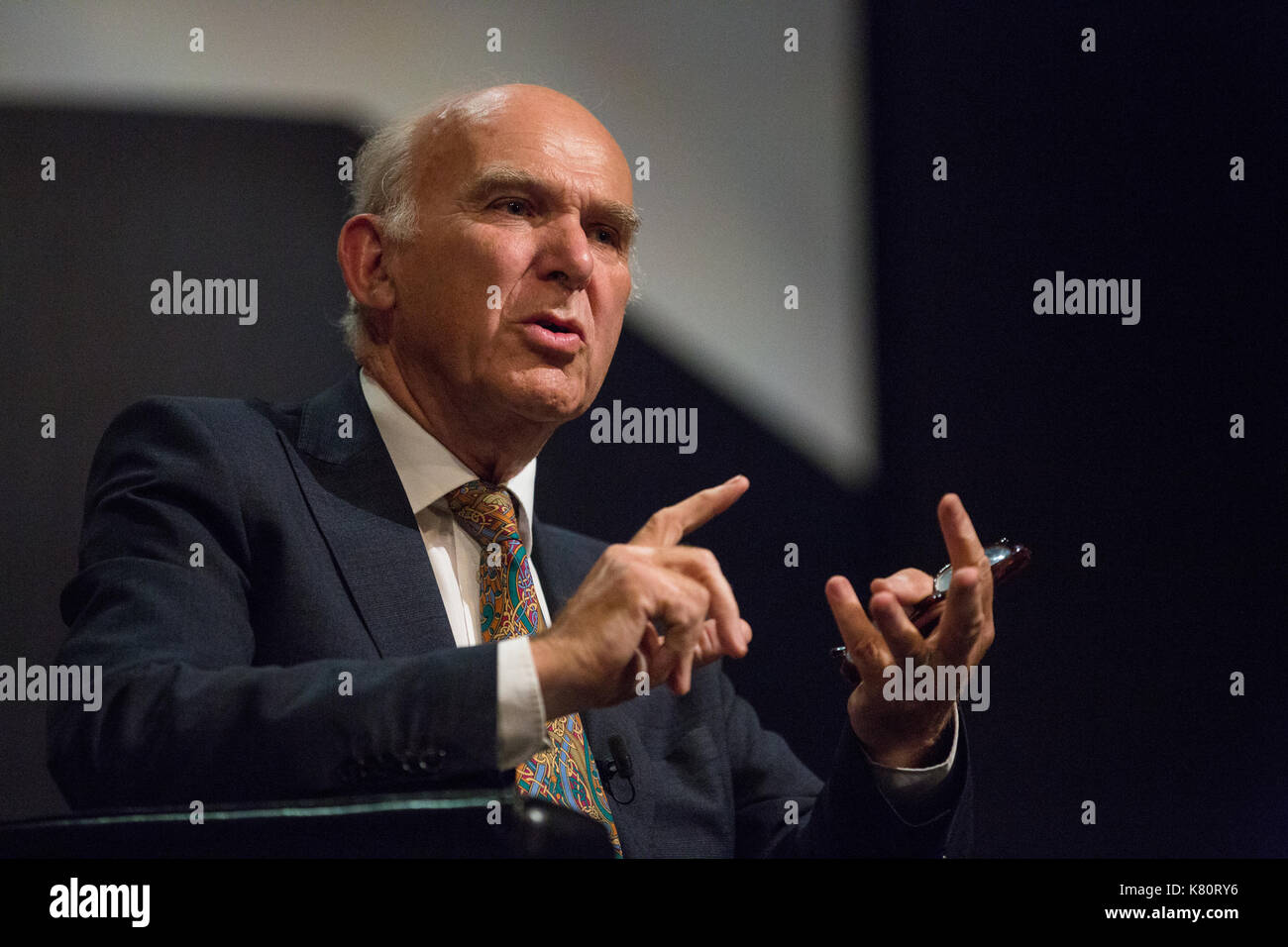 Sir vince cable hi-res stock photography and images - Alamy