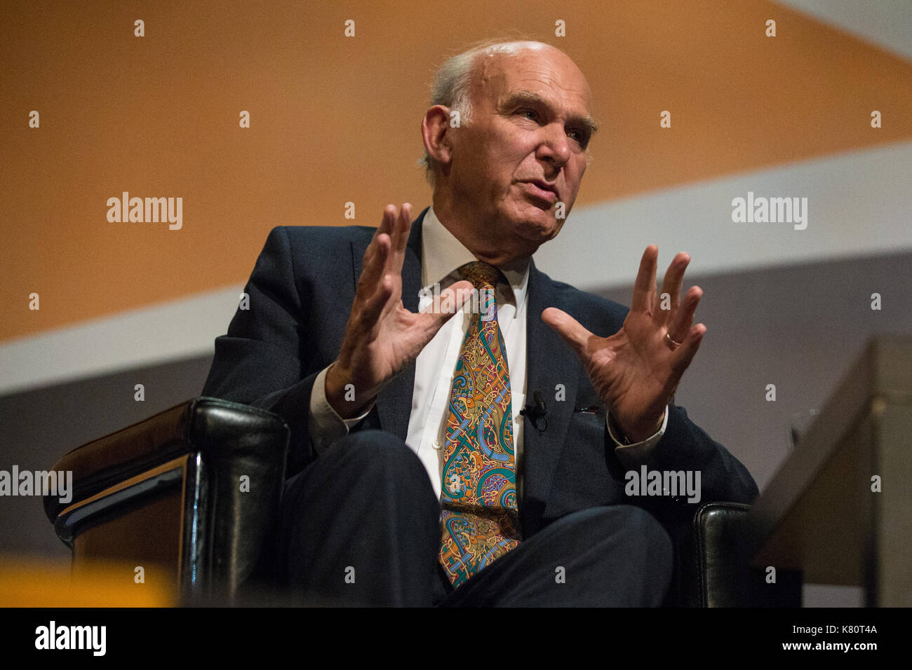 Sir vince cable hi-res stock photography and images - Alamy