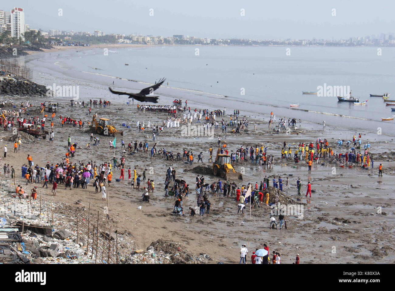MUMBAI, INDIA - SEPTEMBER 16: Volunteers, School Students and residents ...