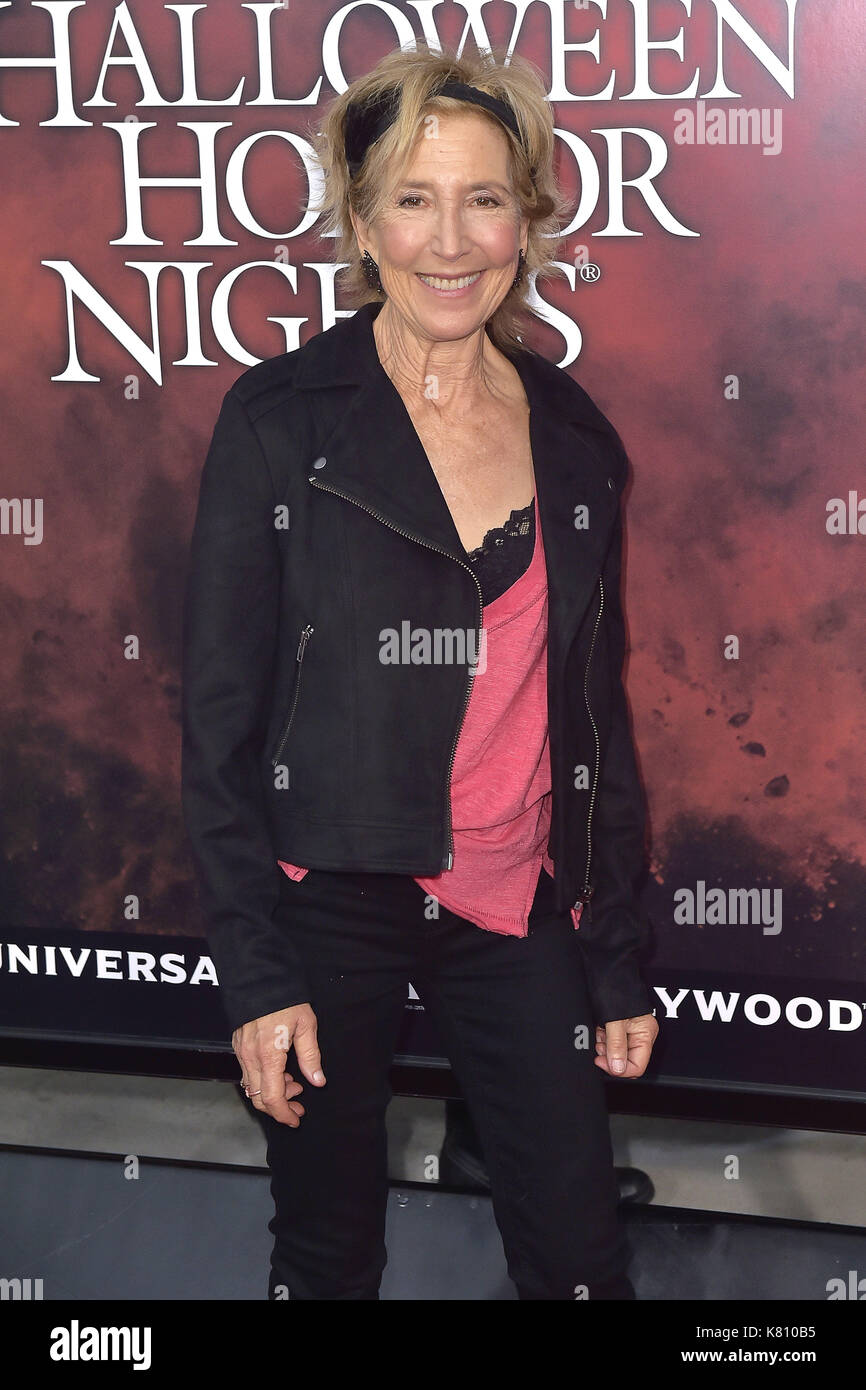 Lin shaye hi-res stock photography and images - Alamy